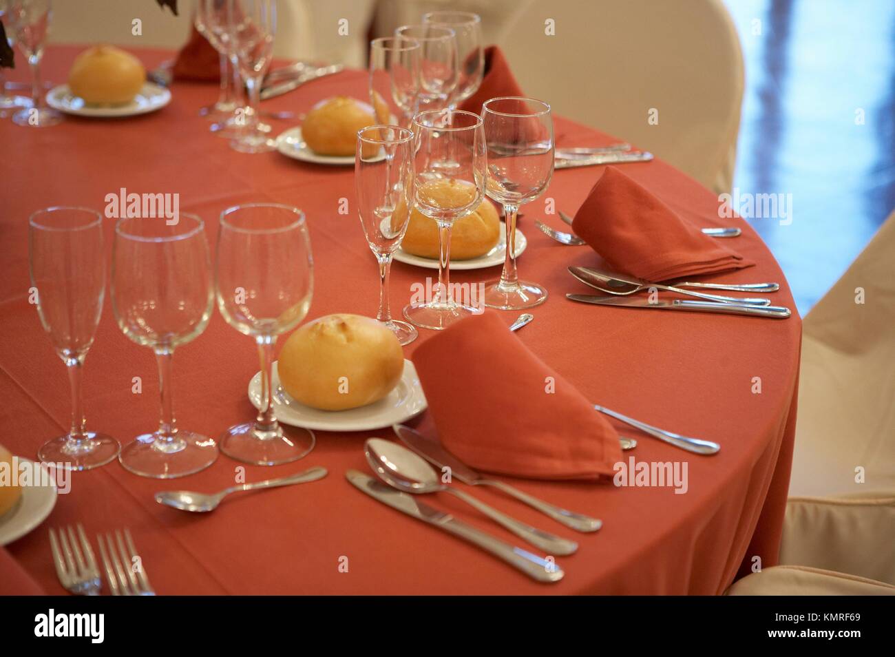 Inside banquet hall hi-res stock photography and images - Alamy