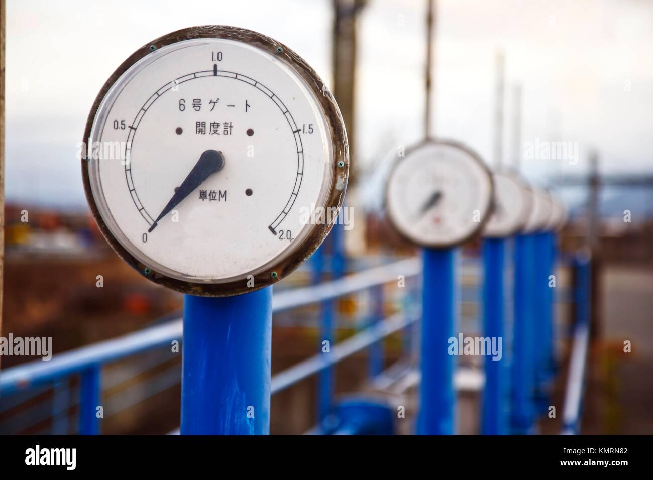 Needle dam hi-res stock photography and images - Alamy