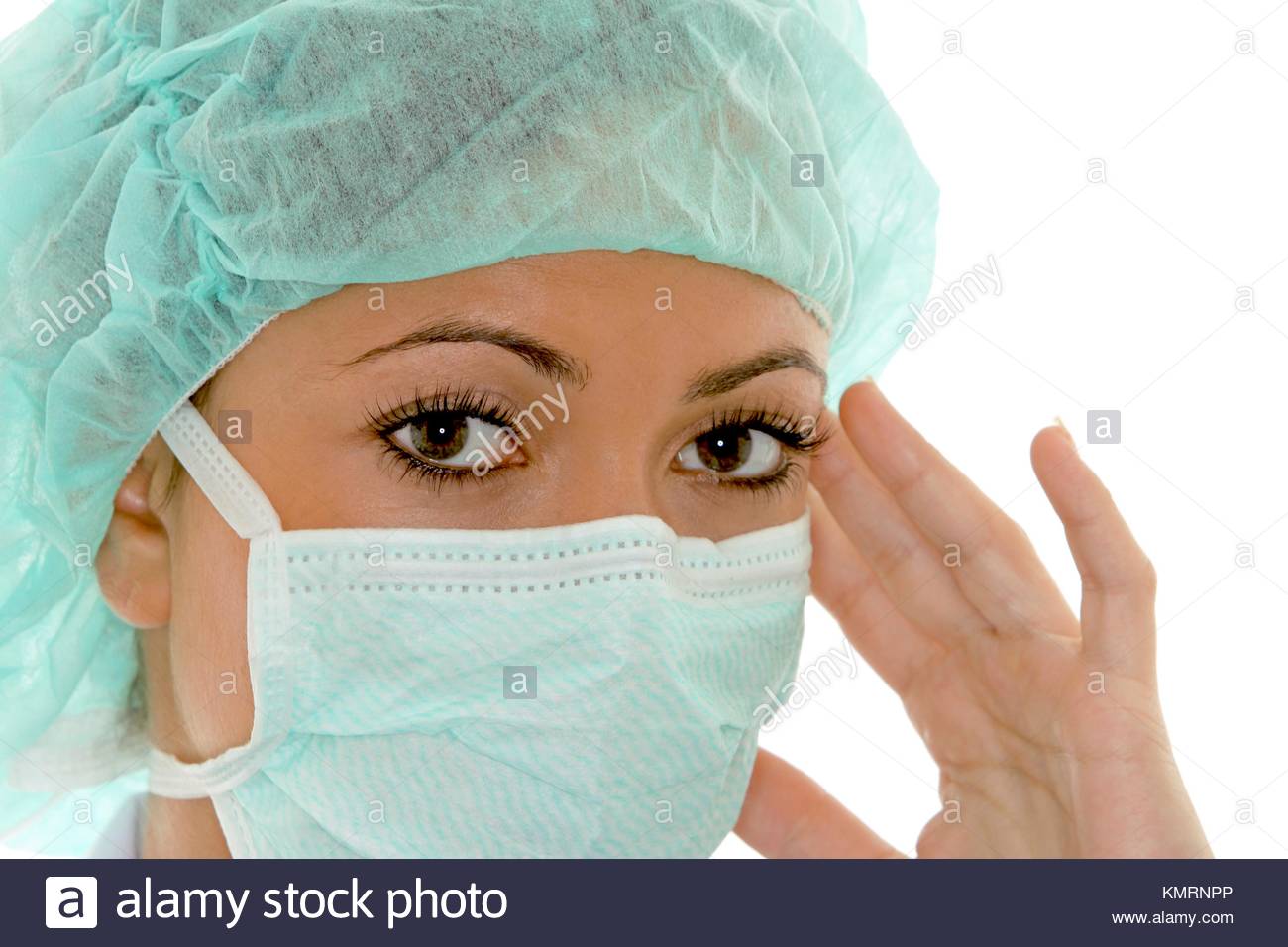 Female Dentist Wearing Face Mask Stock Photos & Female Dentist Wearing ...