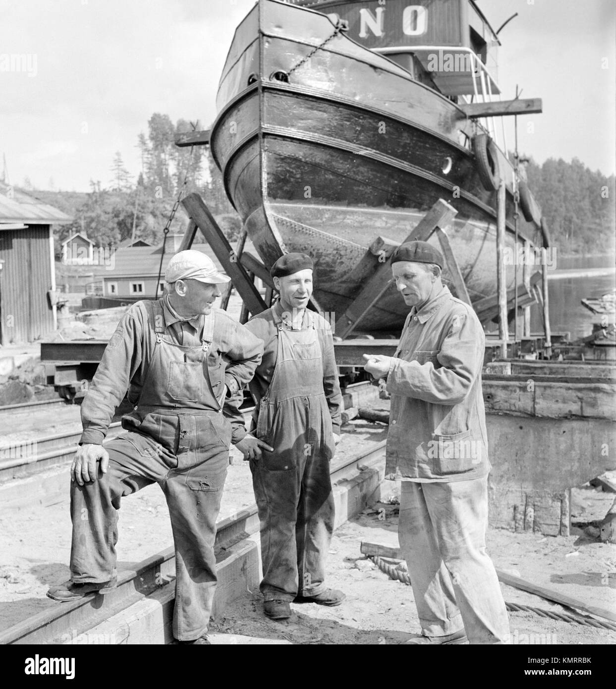 Shipyard 1950s Stock Photos & Shipyard 1950s Stock Images - Alamy