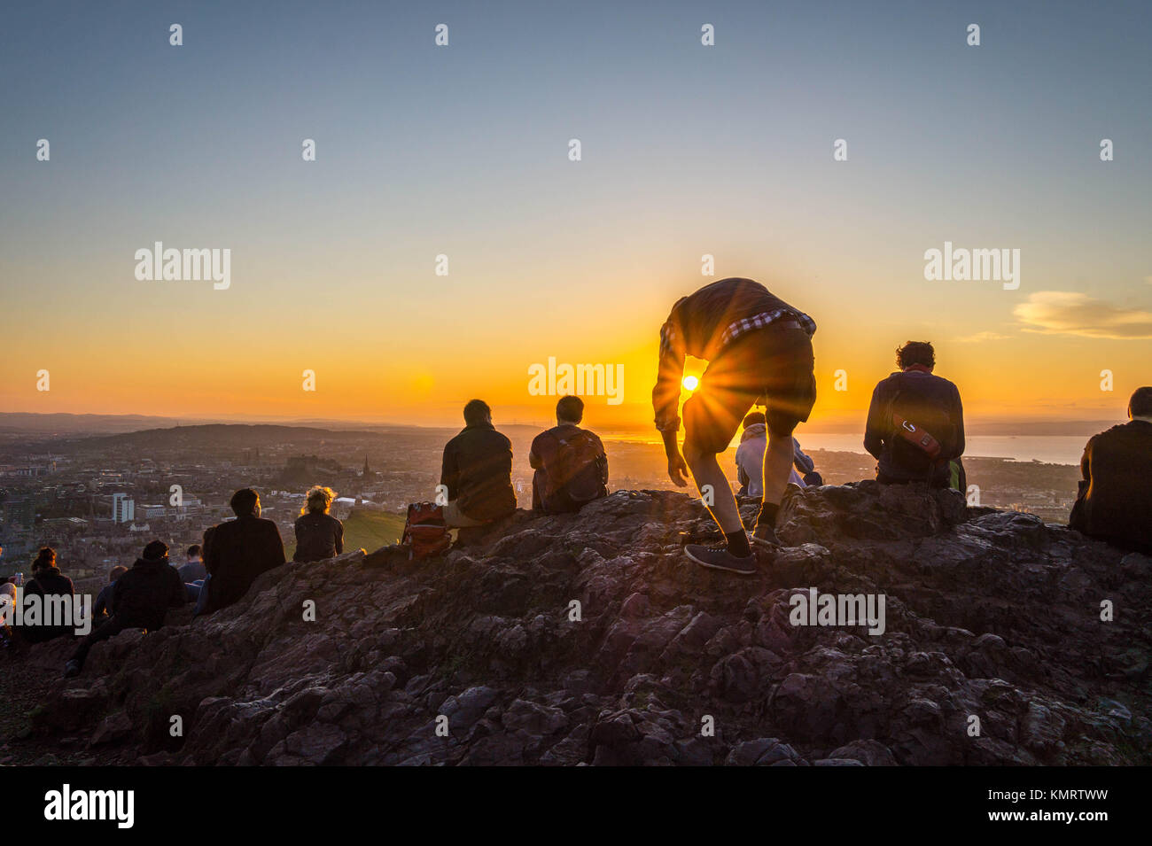Arthurs seat edinburgh sunset hi-res stock photography and images - Alamy