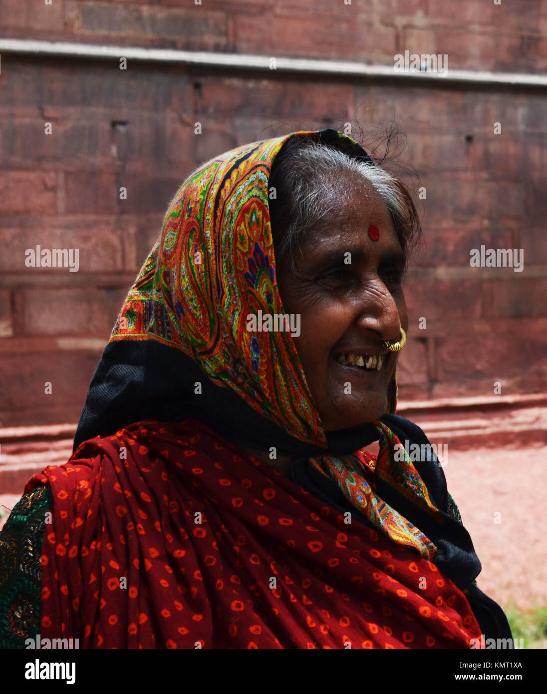 Elderly indian lady hi-res stock photography and images - Alamy