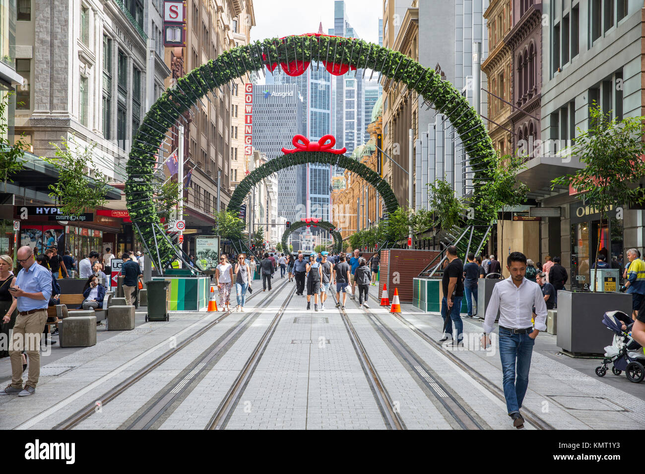 The first section of the Sydney CBD light rail is completed along ...