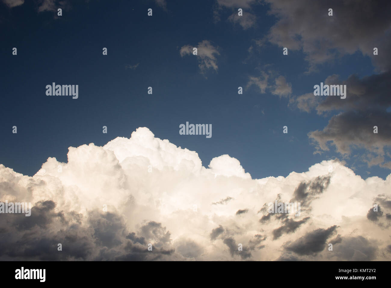 Dense formation hi-res stock photography and images - Alamy