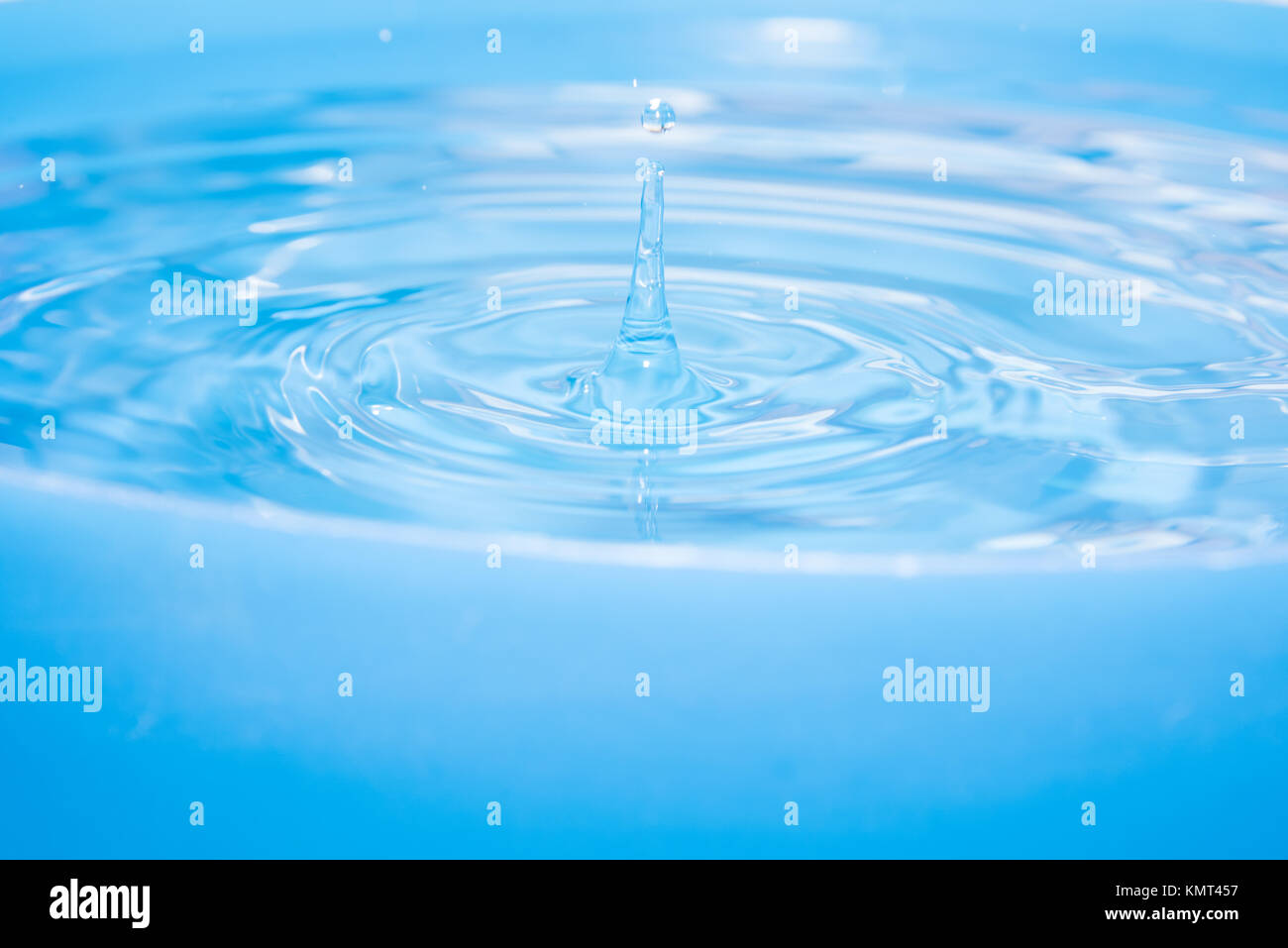 Water Drop Splash Stock Photo - Alamy