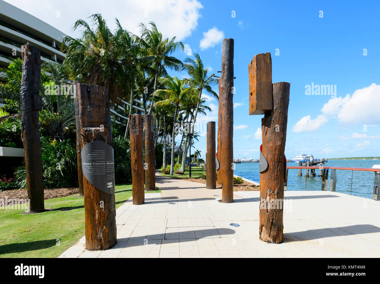 Aboriginal australia and totem hi-res stock photography and images - Alamy