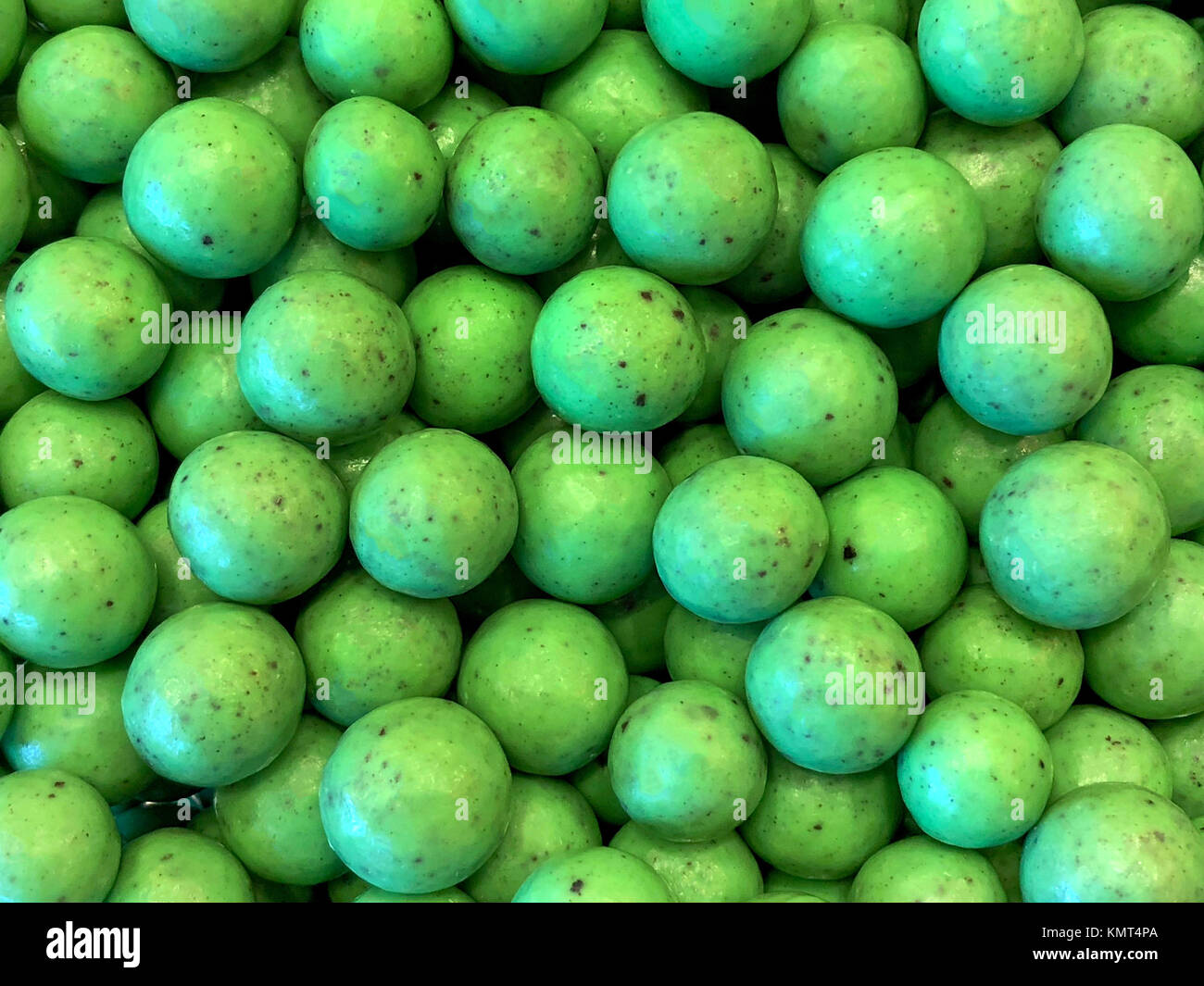 Green sugar balls hi-res stock photography and images - Alamy