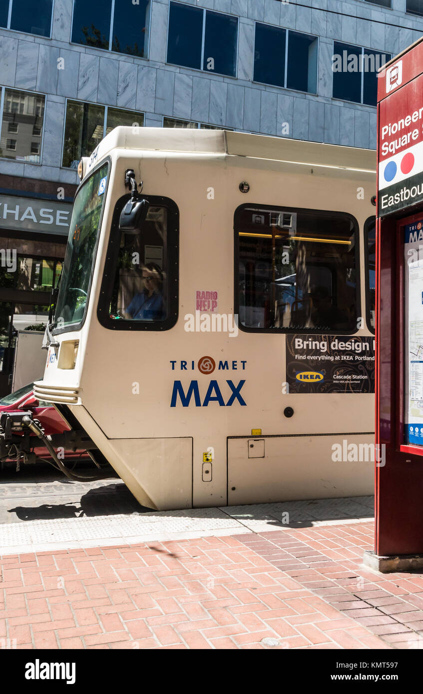 Image of a light rail train on a street in Portland Oregon Stock Photo ...