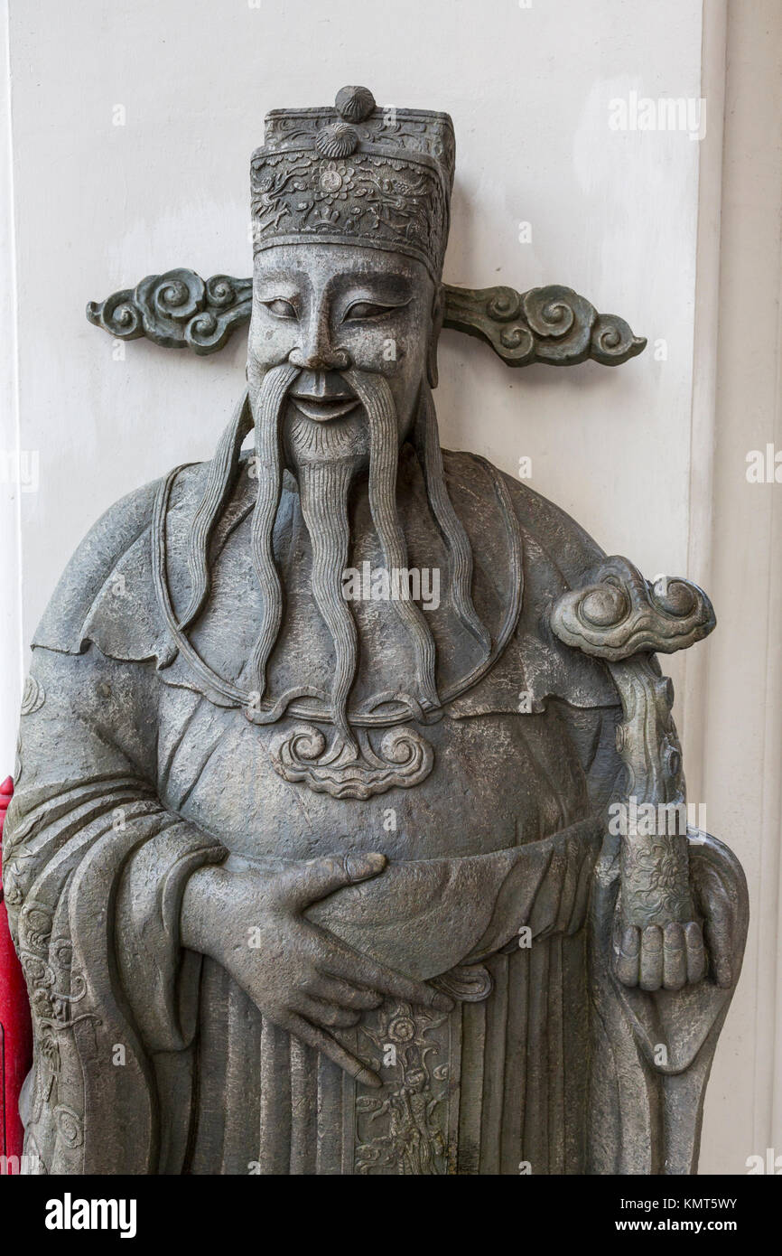Bangkok, Thailand. Chinese Guardian Statue at Exit from Wat Pho Temple ...