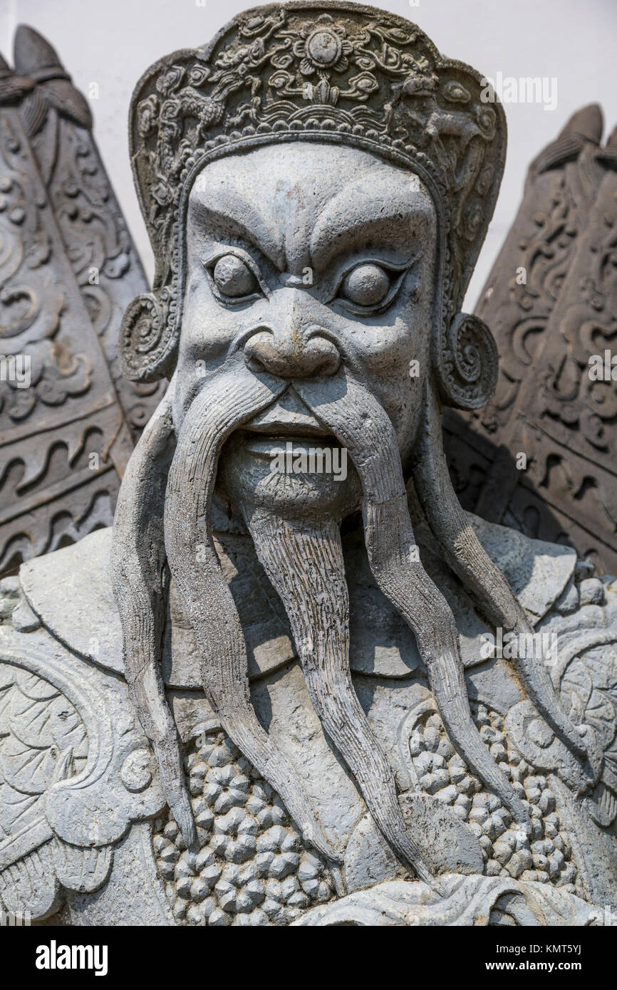Chinese temple guard hi-res stock photography and images - Alamy