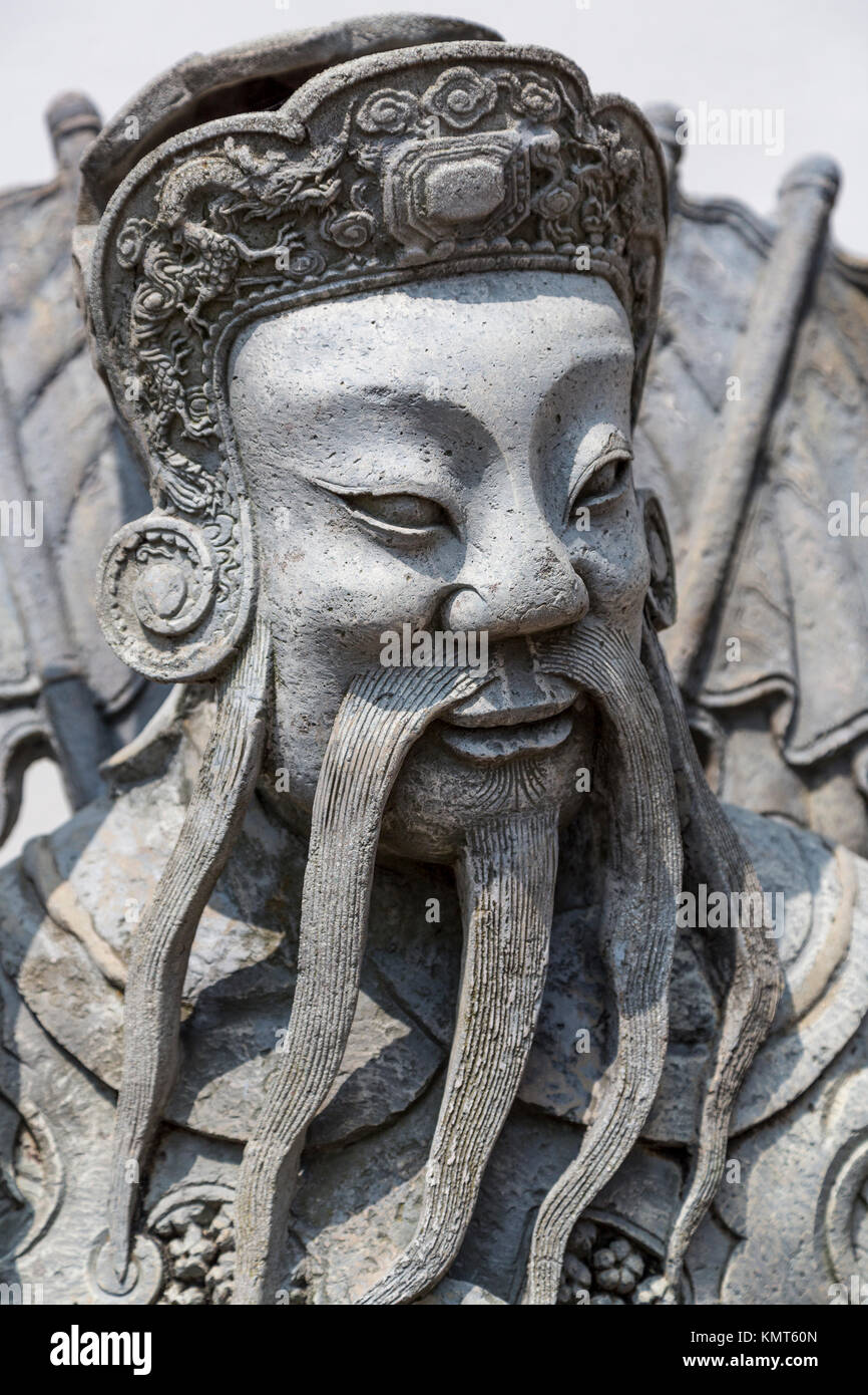 Chinese temple guard hi-res stock photography and images - Alamy