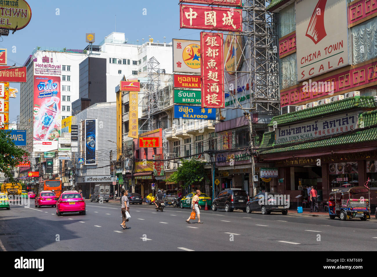 Bangkok, Thailand. Yaowarat Road, Chinatown Stock Photo - Alamy