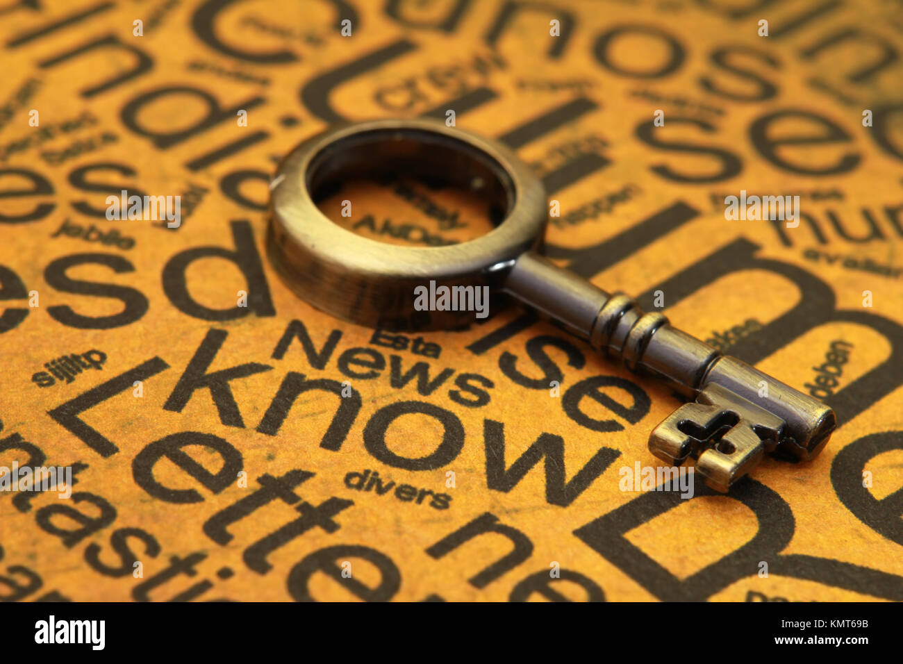Data science puzzle hi-res stock photography and images - Alamy