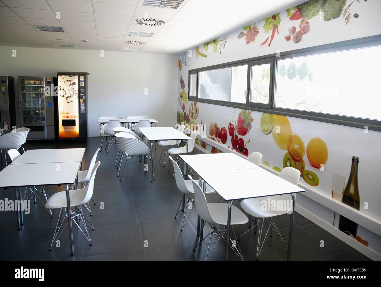 Break room vending hi-res stock photography and images - Alamy