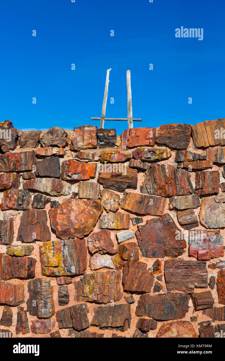 "Agate house", Reconstruction of Indian Pueblo, Petrified Forest ...