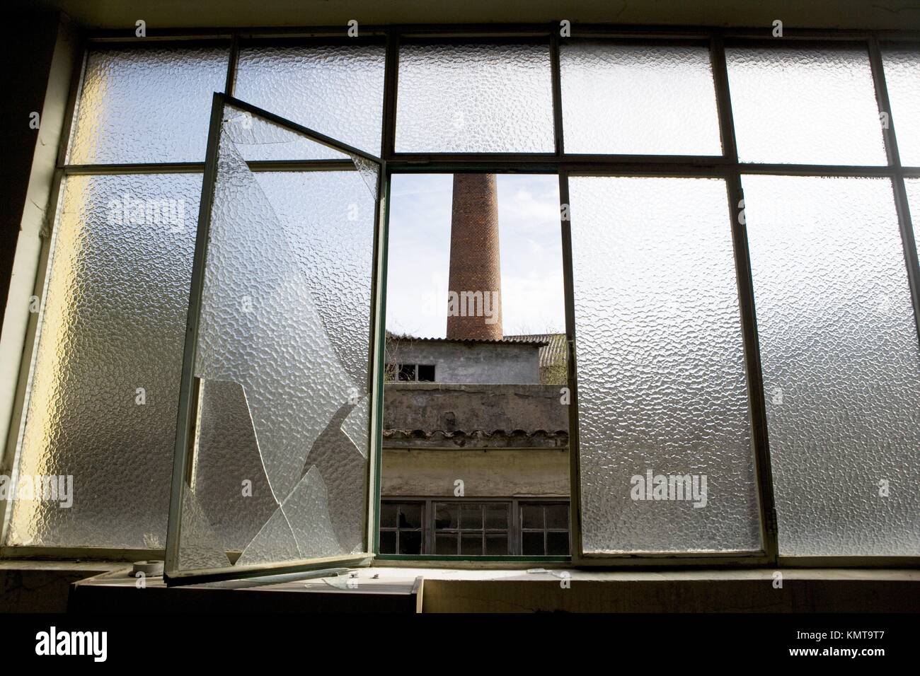 Paper mill interior hi-res stock photography and images - Alamy