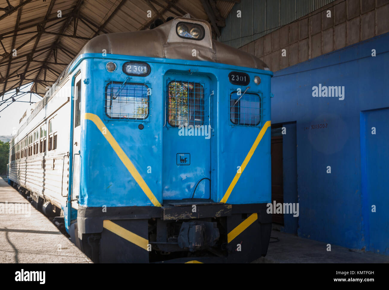 Tren tren diesel hi-res stock photography and images - Alamy