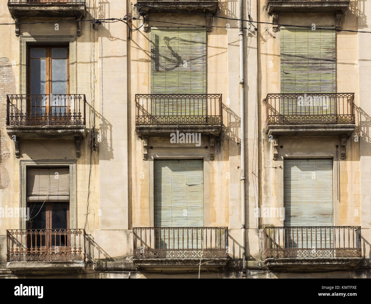 Closeup of windows of an old spanish house Stock Photo - Alamy
