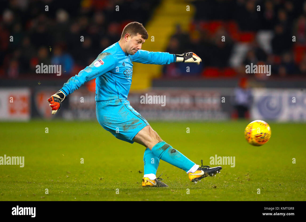 Frank fielding hi-res stock photography and images - Alamy