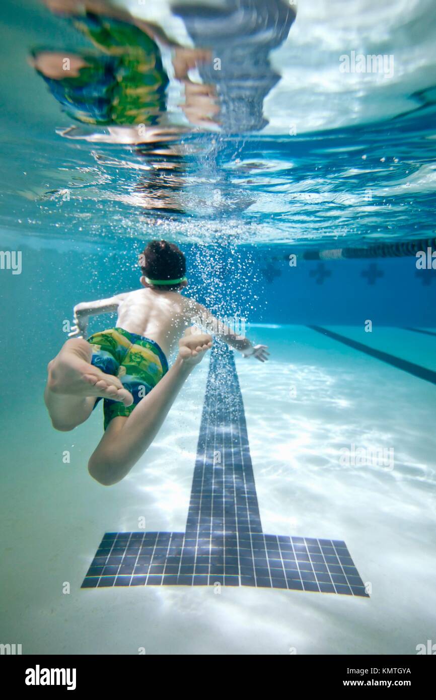 People swimming in lap pool hi-res stock photography and images - Alamy