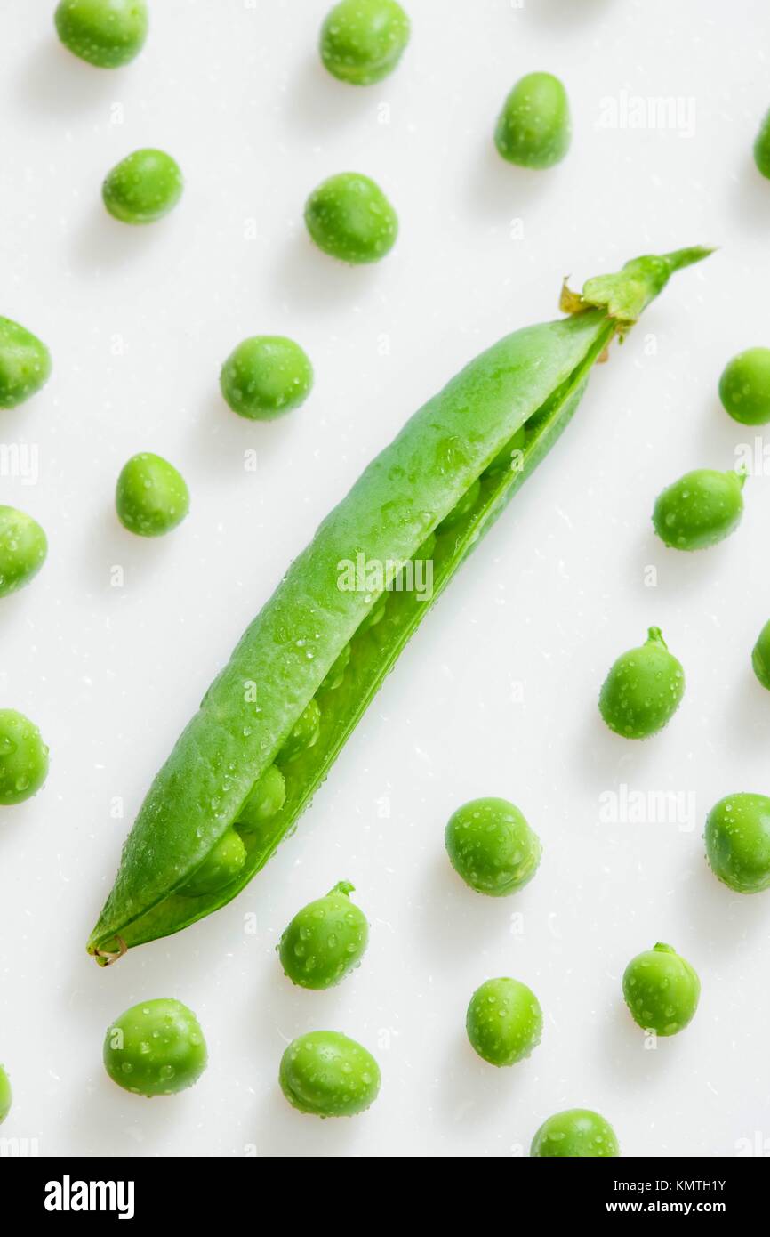 Peas legumen hi-res stock photography and images - Alamy