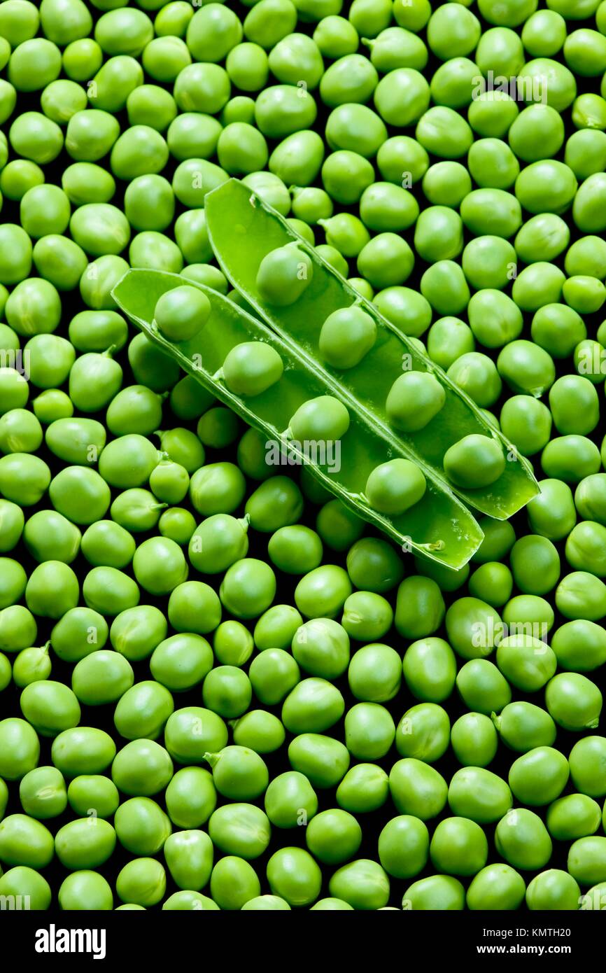 Peas legumen hi-res stock photography and images - Alamy