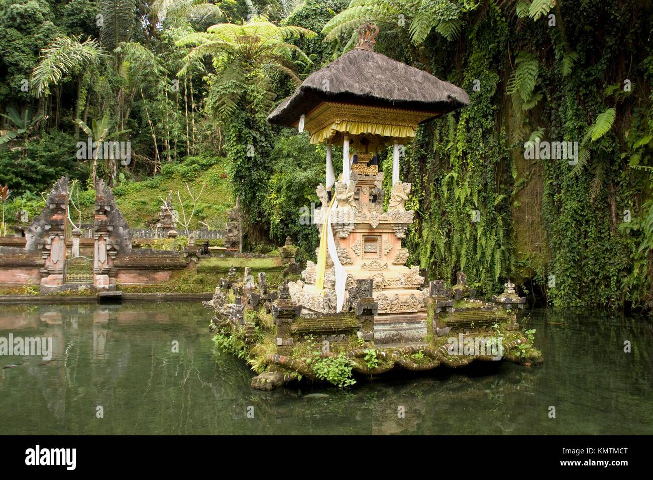Water temple of sebatu hi-res stock photography and images - Alamy