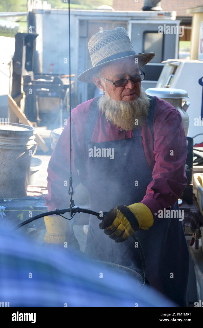 Amish farm ohio hi-res stock photography and images - Alamy