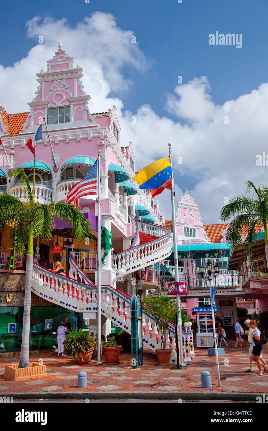 Streets dutch architecture in aruba hi-res stock photography and images ...