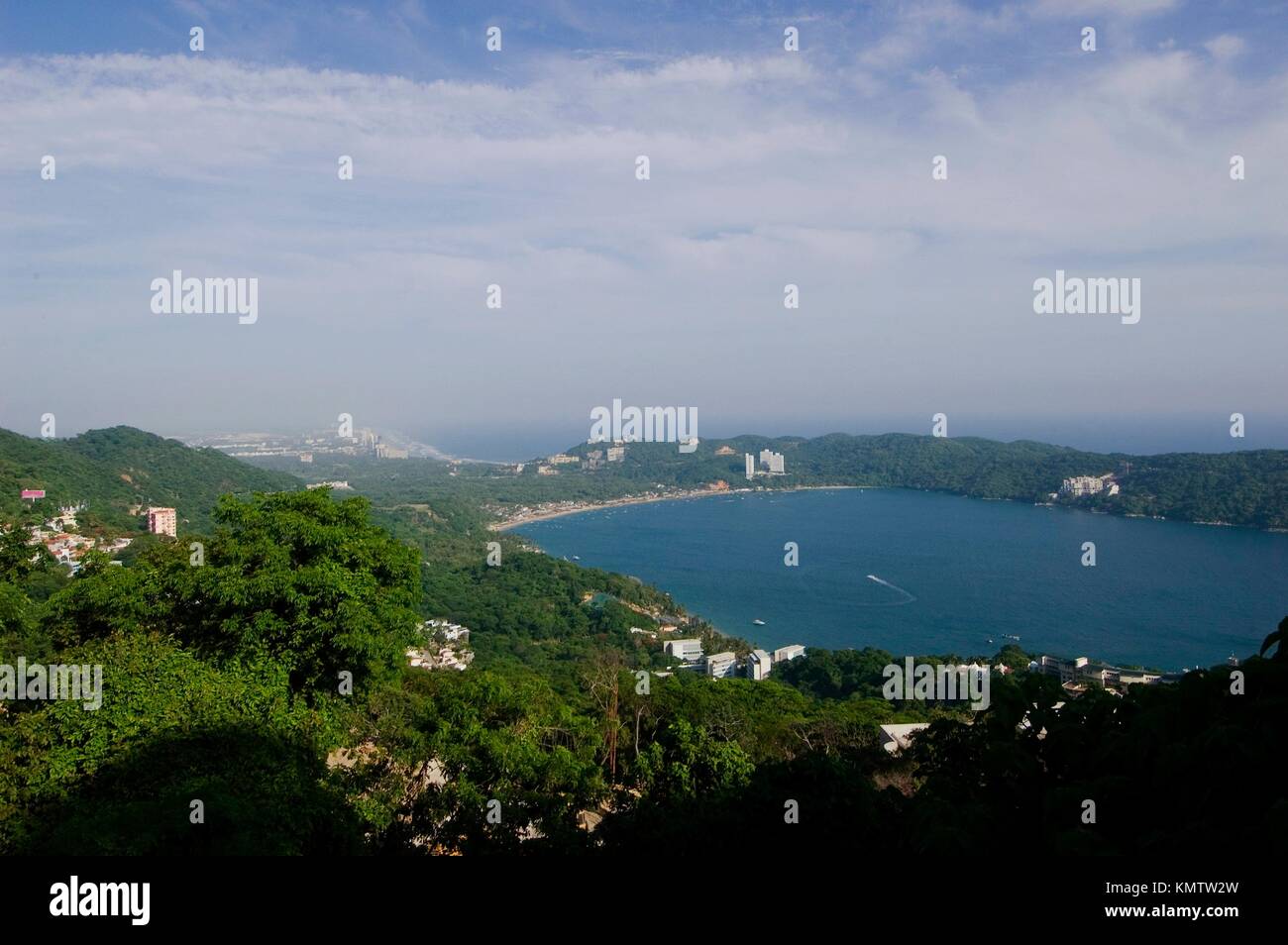 Bahia De Acapulco High Resolution Stock Photography and Images - Alamy