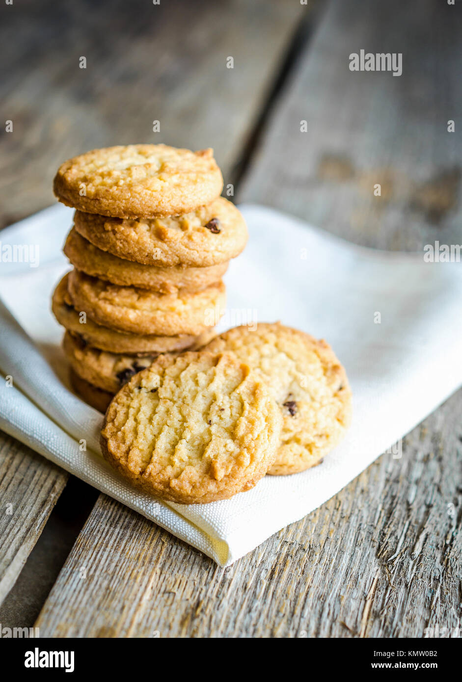 Butter cookies arranged in a row Stock Photo - Alamy