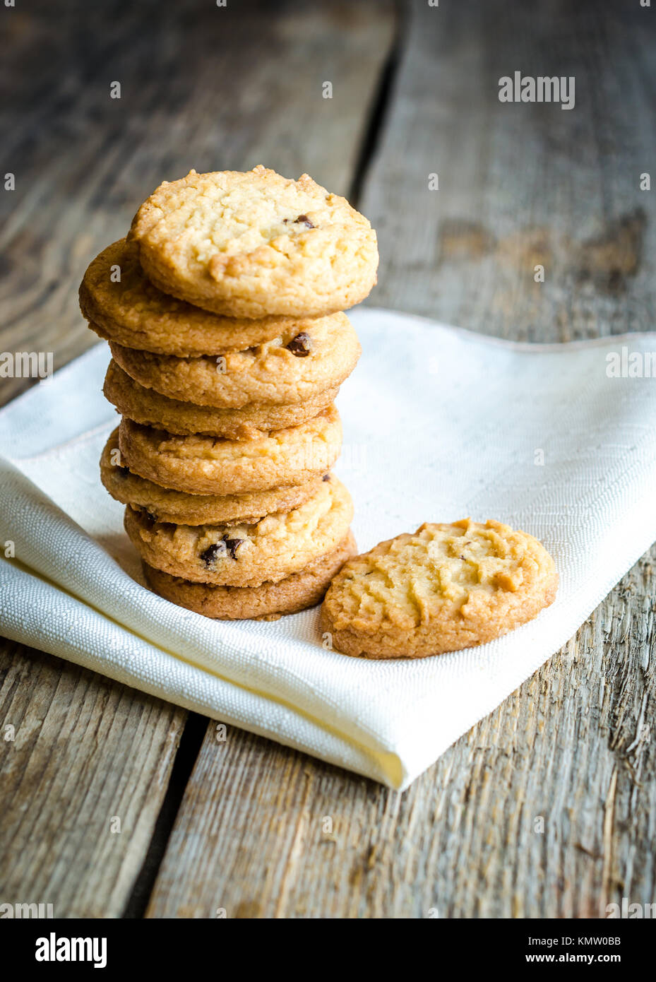 Butter cookies arranged in a row Stock Photo - Alamy