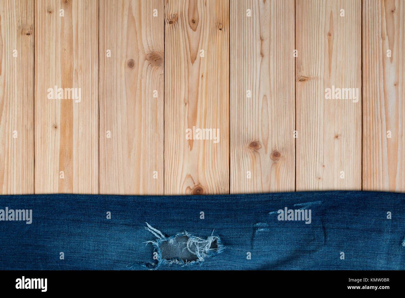 Jeans table display hi-res stock photography and images - Alamy