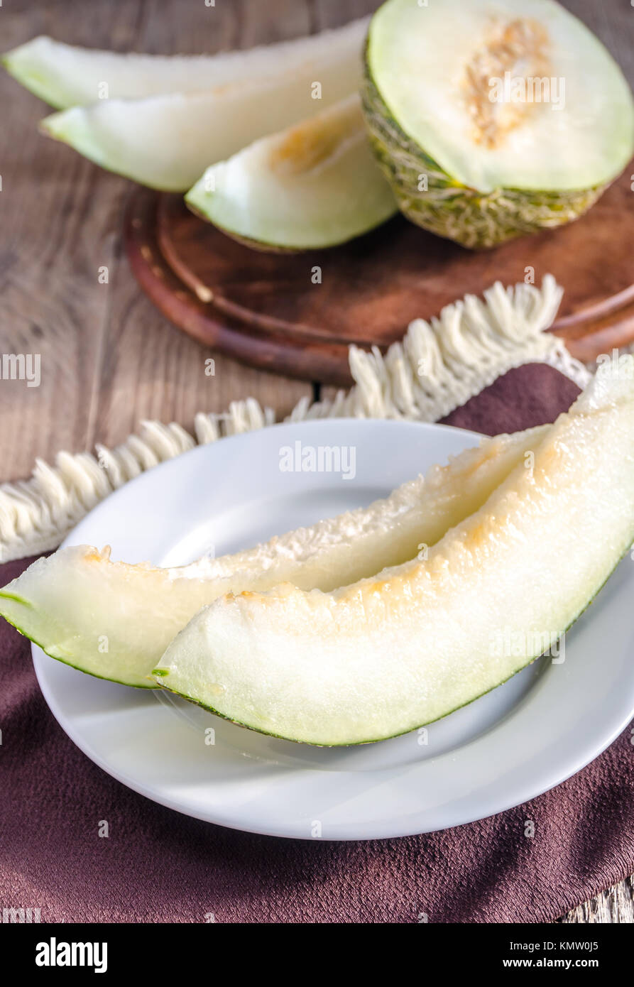 Piel de sapo melon fruit slice hi-res stock photography and images - Alamy