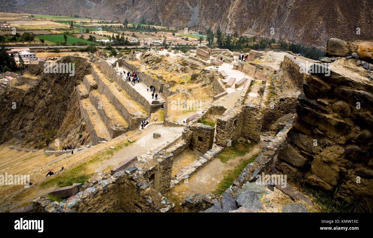 Archaeological peru hi-res stock photography and images - Alamy