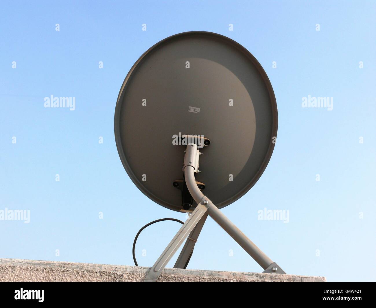 Dish antenna india hi-res stock photography and images - Alamy