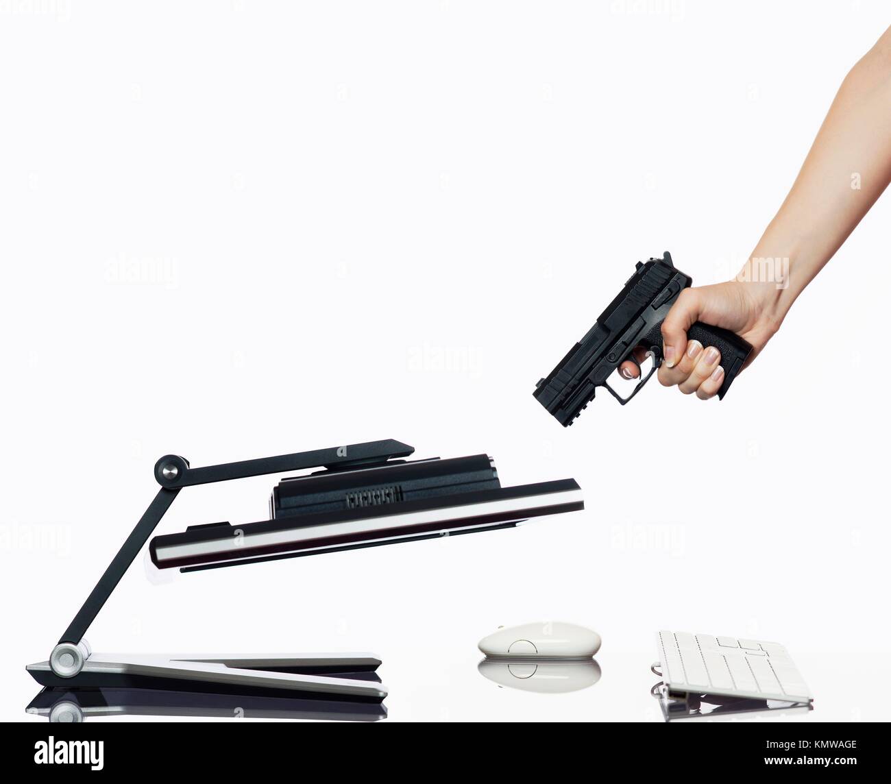 Gun shooting computer hi-res stock photography and images - Alamy