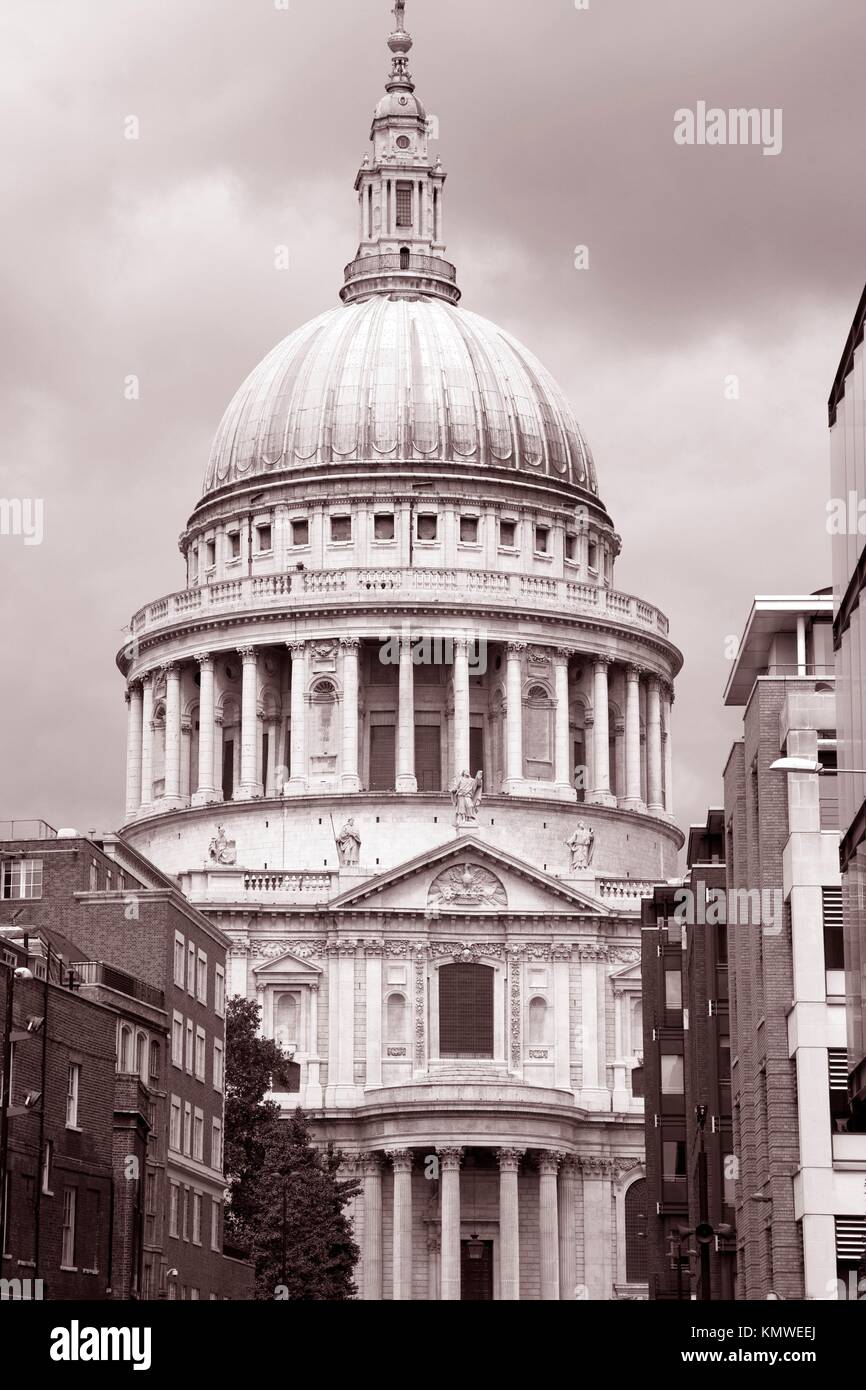 Sepia architecture hi-res stock photography and images - Alamy