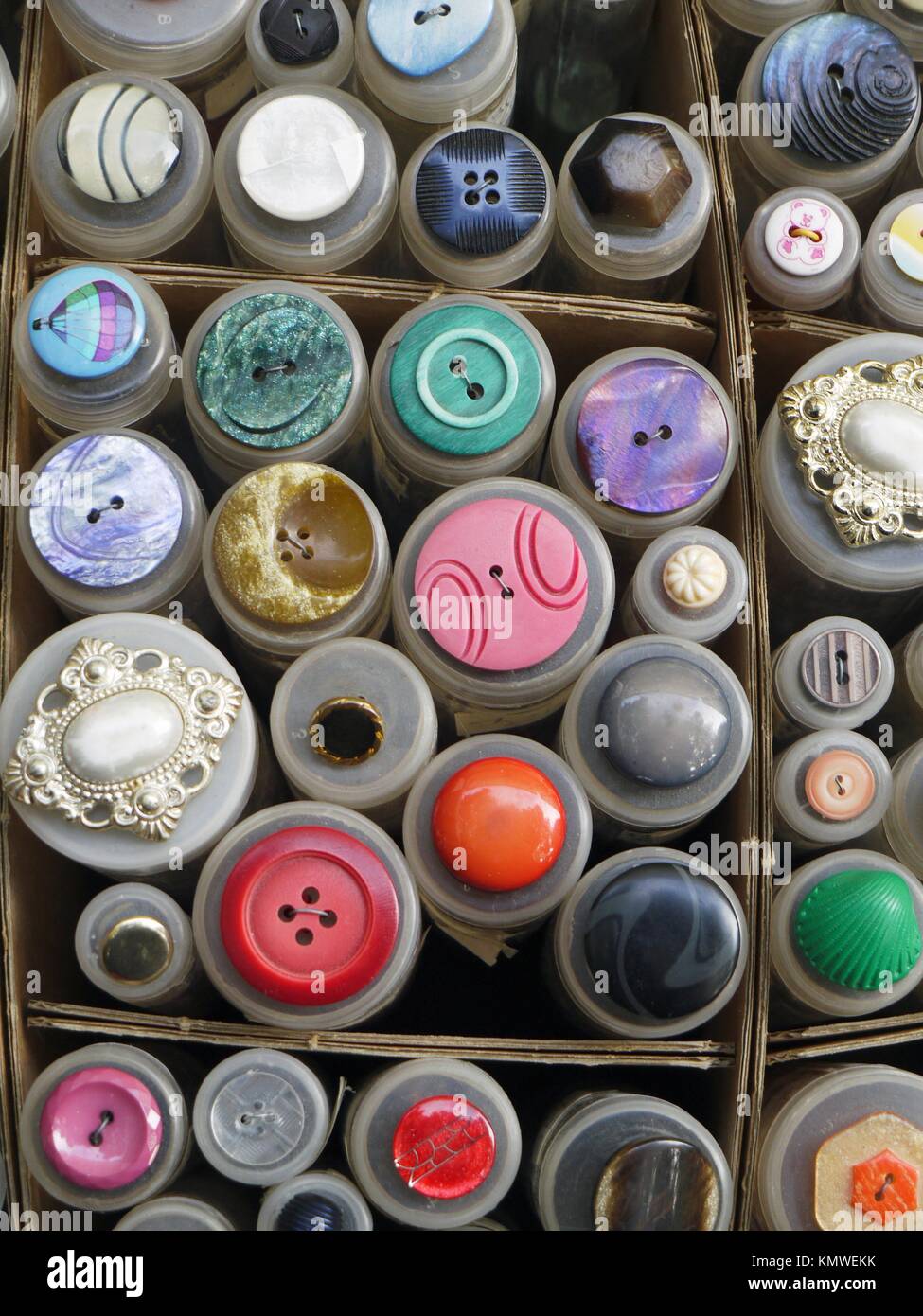 buttons, containers, selling, markets Stock Photo - Alamy