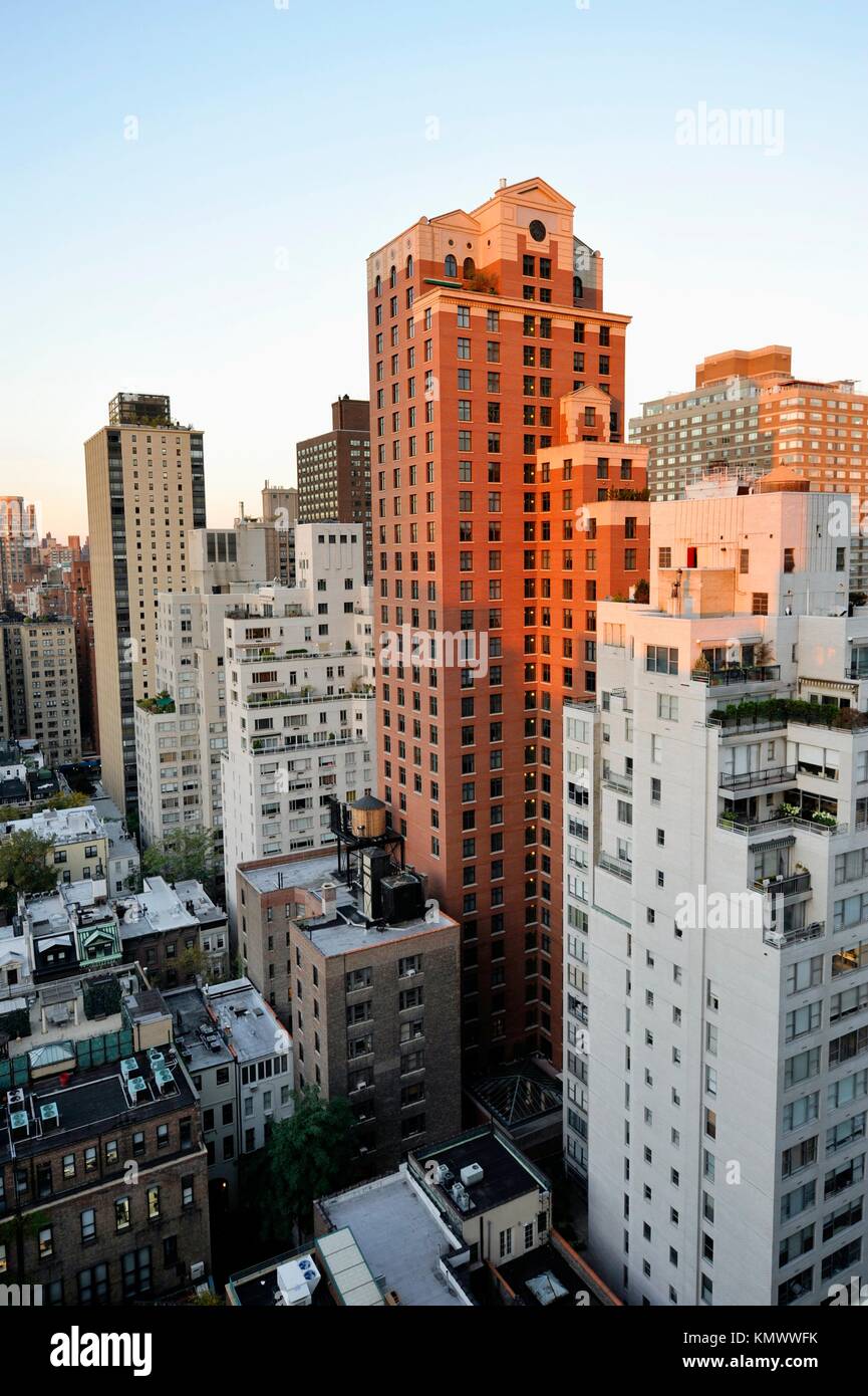 Upper east side and skyline hi-res stock photography and images - Alamy