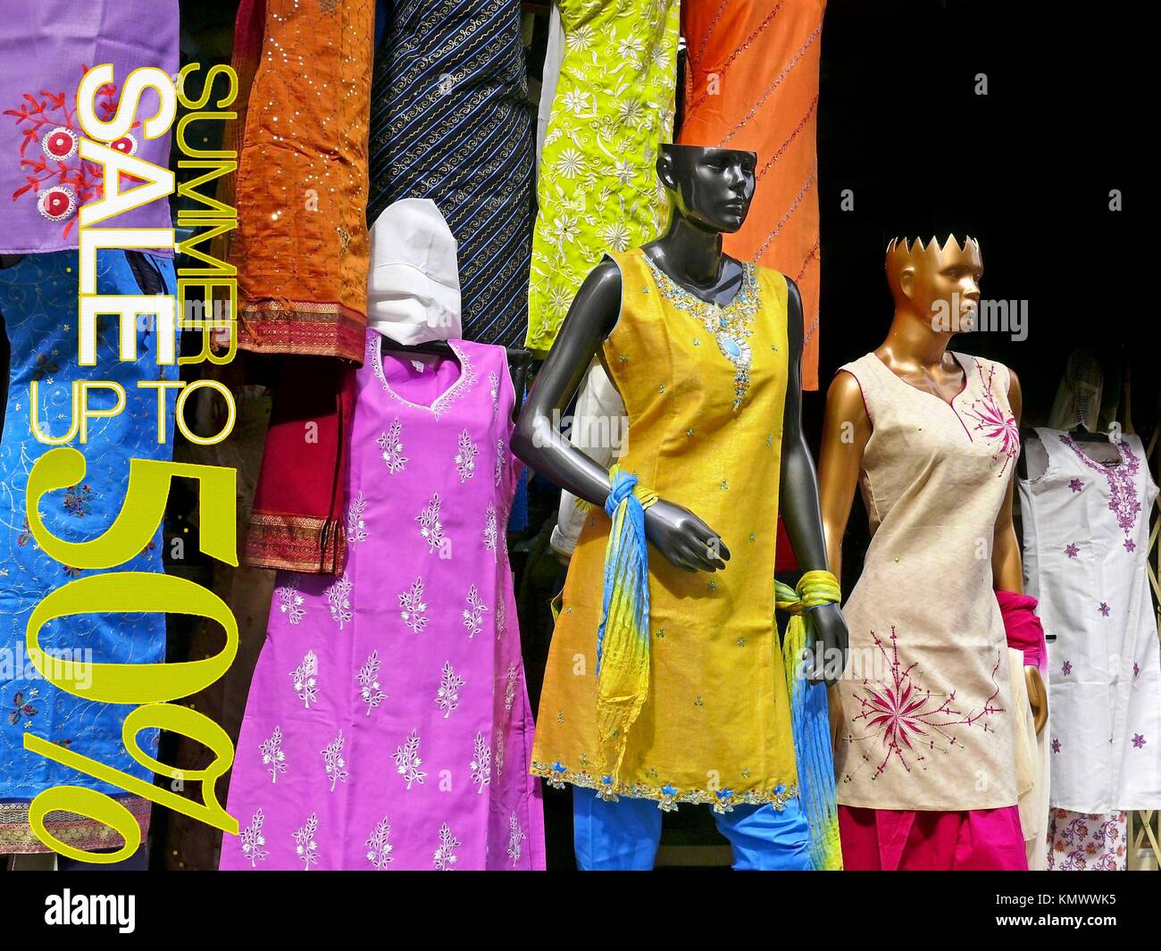 Cloths dummy hi-res stock photography and images - Alamy