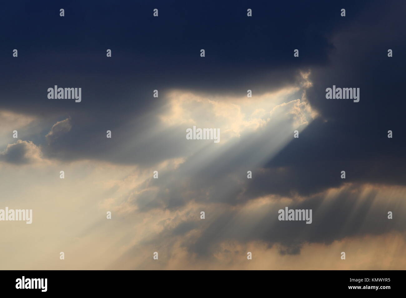 sky with clouds and dramatic god light Stock Photo - Alamy