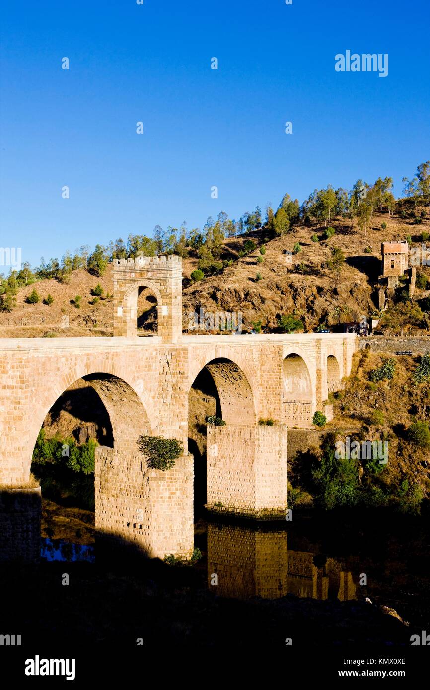 Roman bridge of alcantara hi-res stock photography and images - Alamy