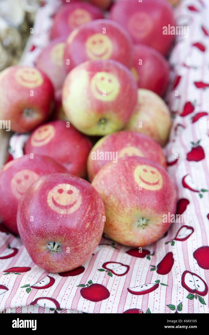 apples, street market in Bergen, Norway Stock Photo - Alamy