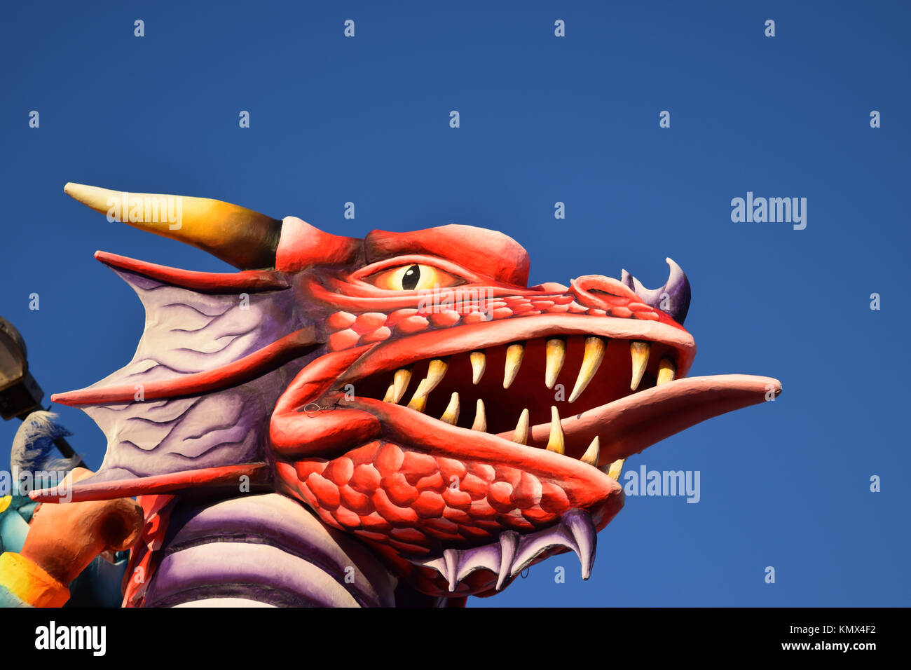 Carnival float dragon hi-res stock photography and images - Alamy