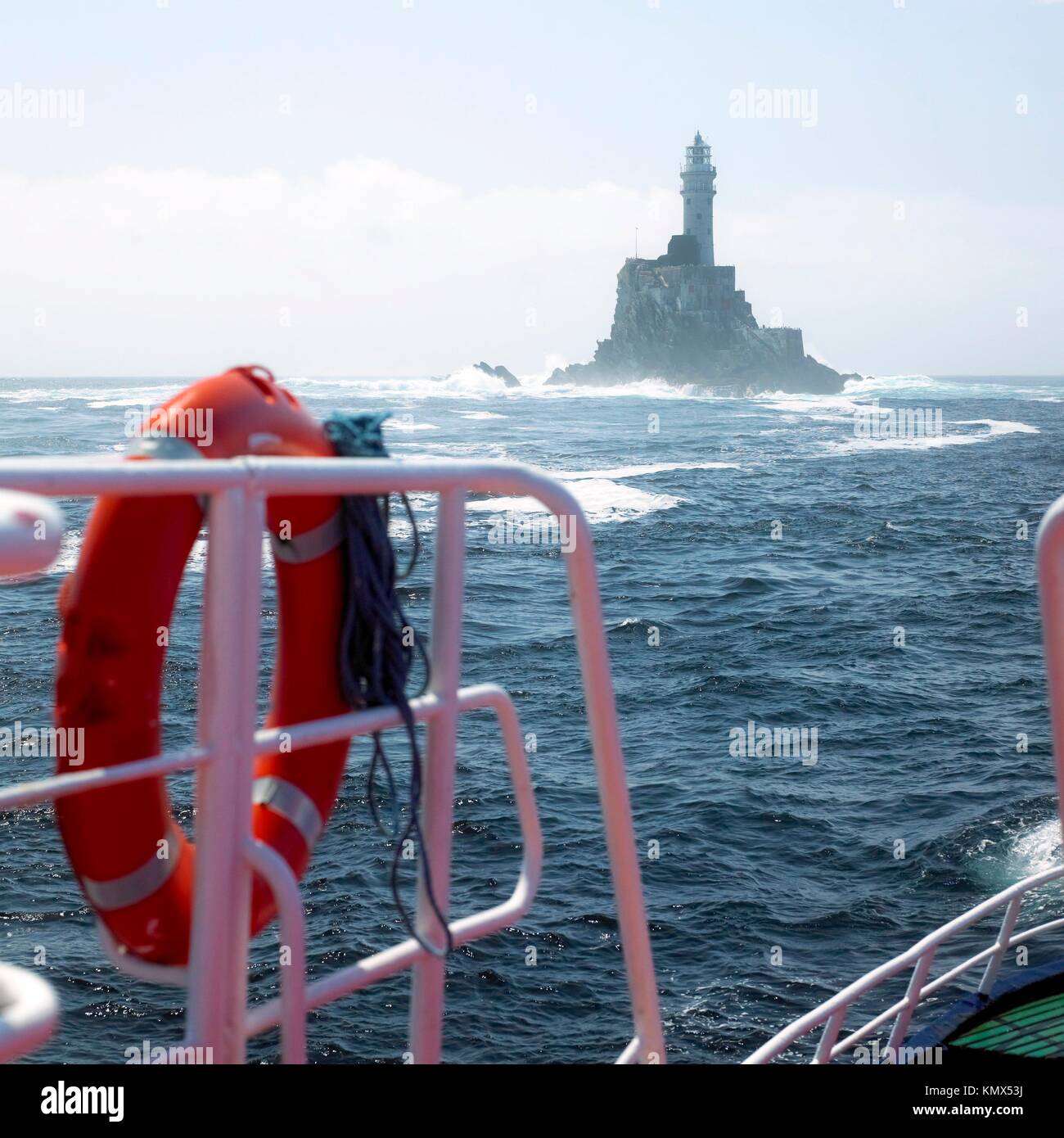 Fastnet rock lighthouse hi-res stock photography and images - Alamy