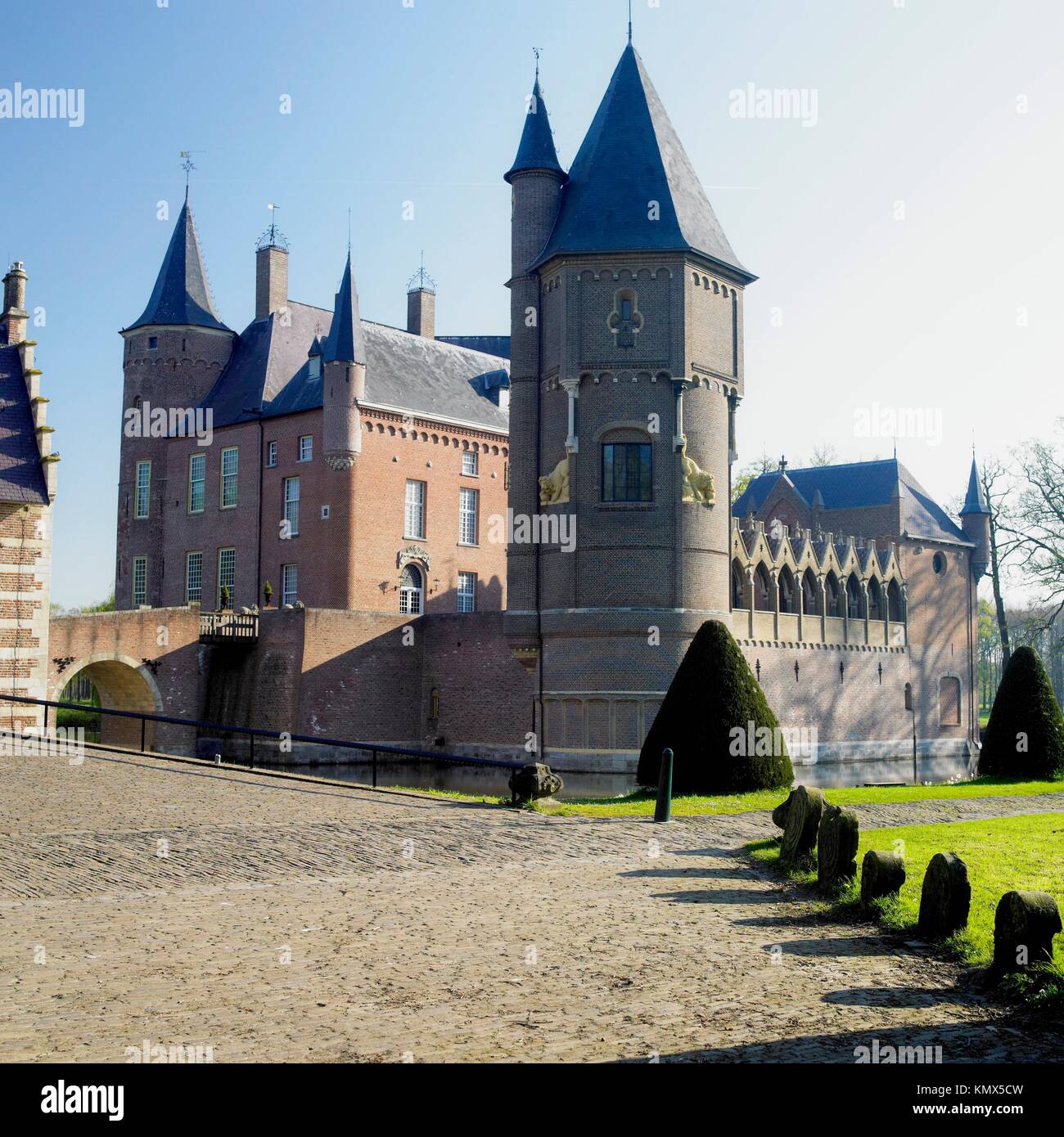 Castle heeswijk architecture hi-res stock photography and images - Alamy
