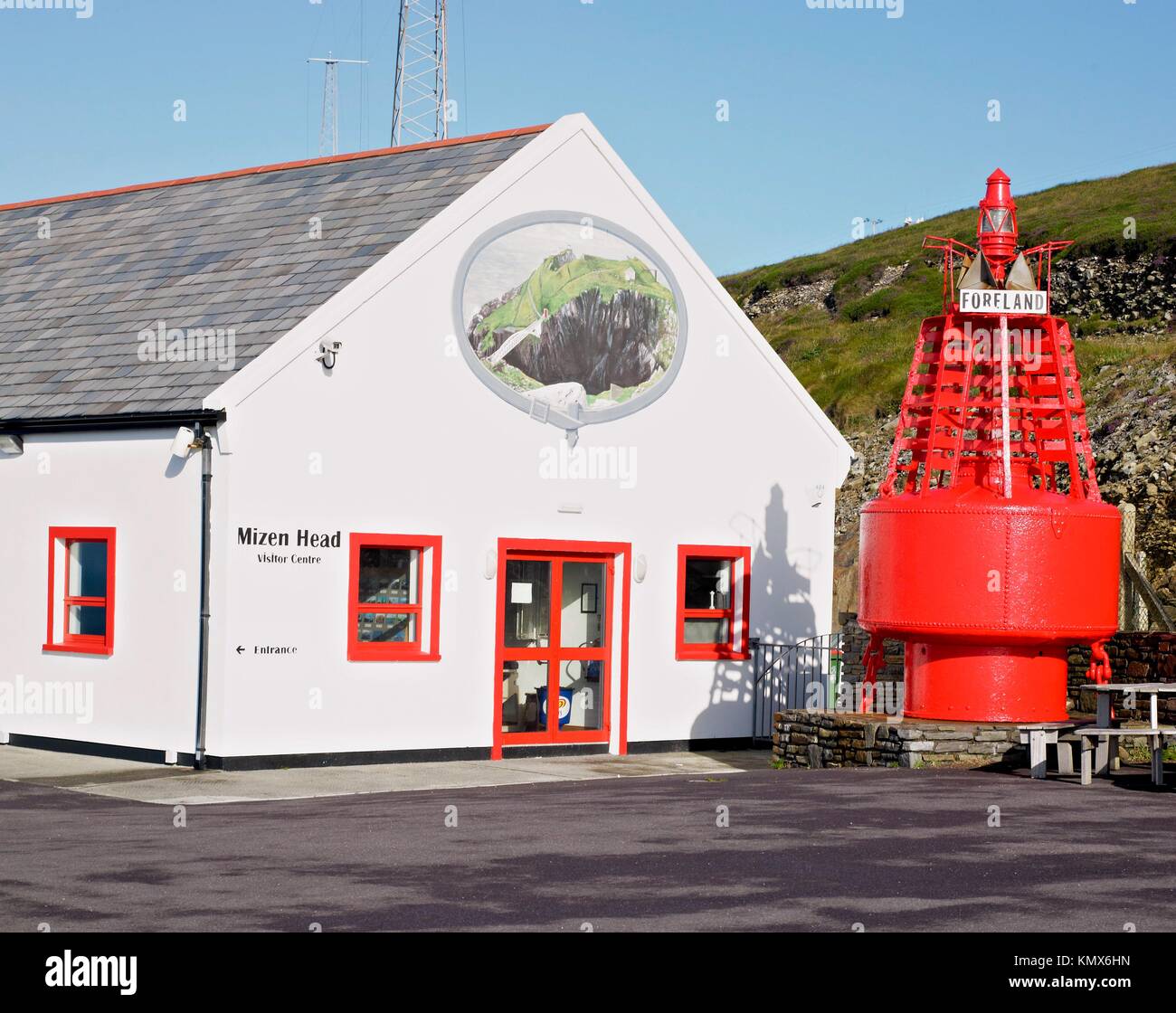 Mizen head visitor center hi-res stock photography and images - Alamy