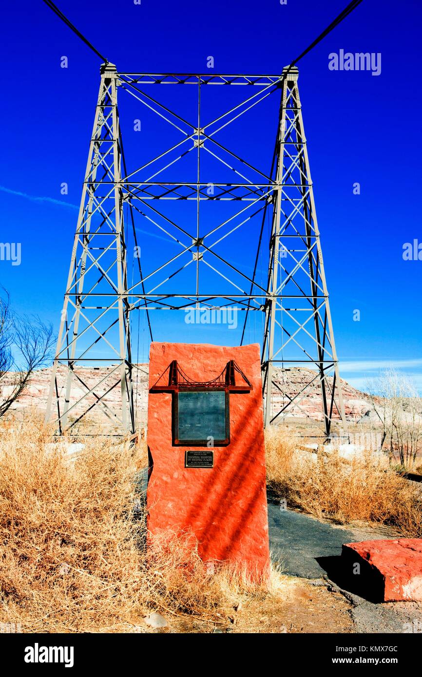 Dewey suspension bridge hi-res stock photography and images - Alamy