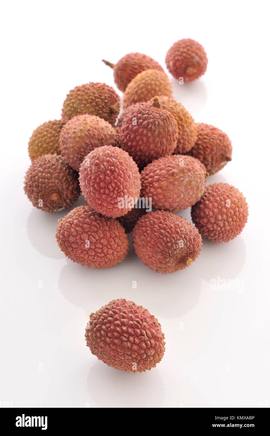 Lychees with shell hi-res stock photography and images - Alamy